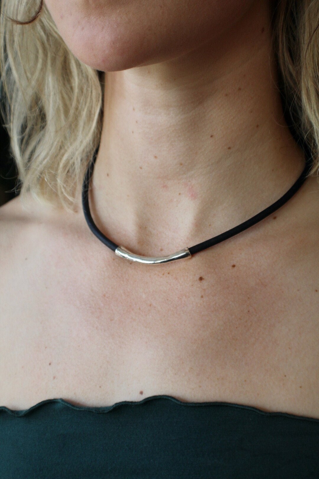 Gorgeous Leather and Sliver Choker Necklace With Curved Tube With ...