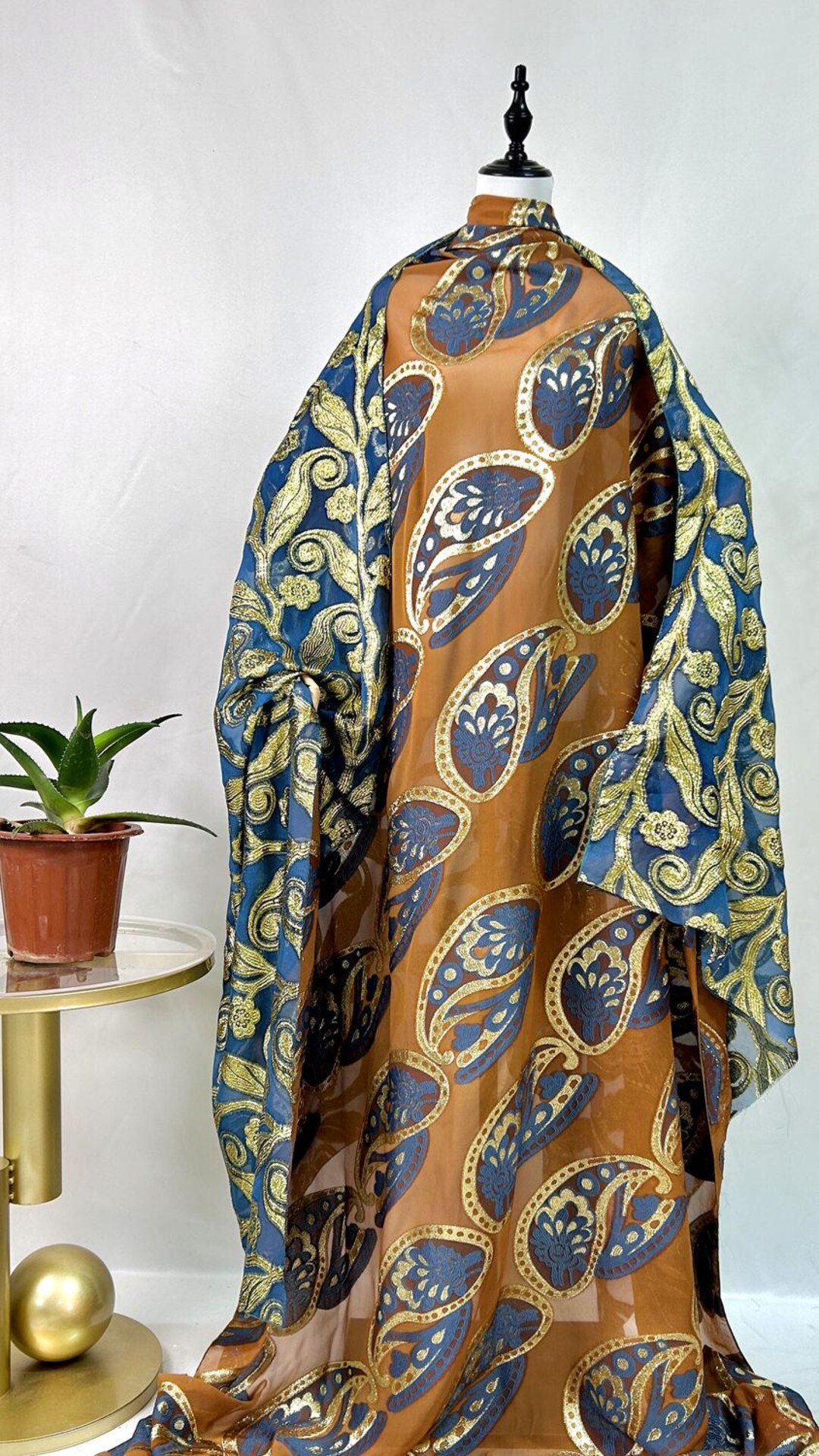 Elegant Brown Somali Dirac: Hand-painted Silk Fransawi Fabric (3.5 M ...