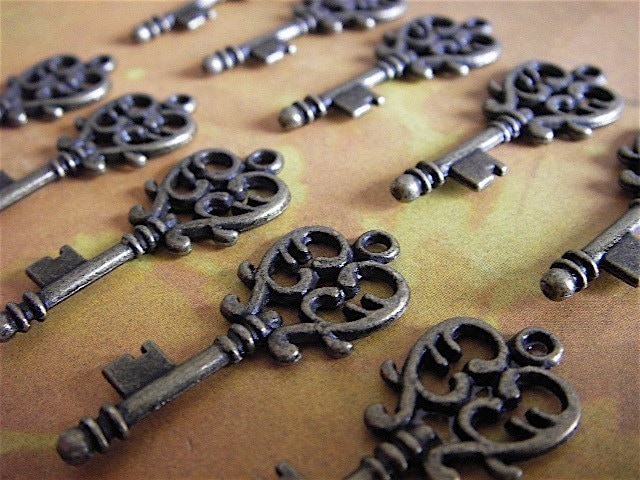 10 Antique Bronze fancy Keys ABFK - Etsy