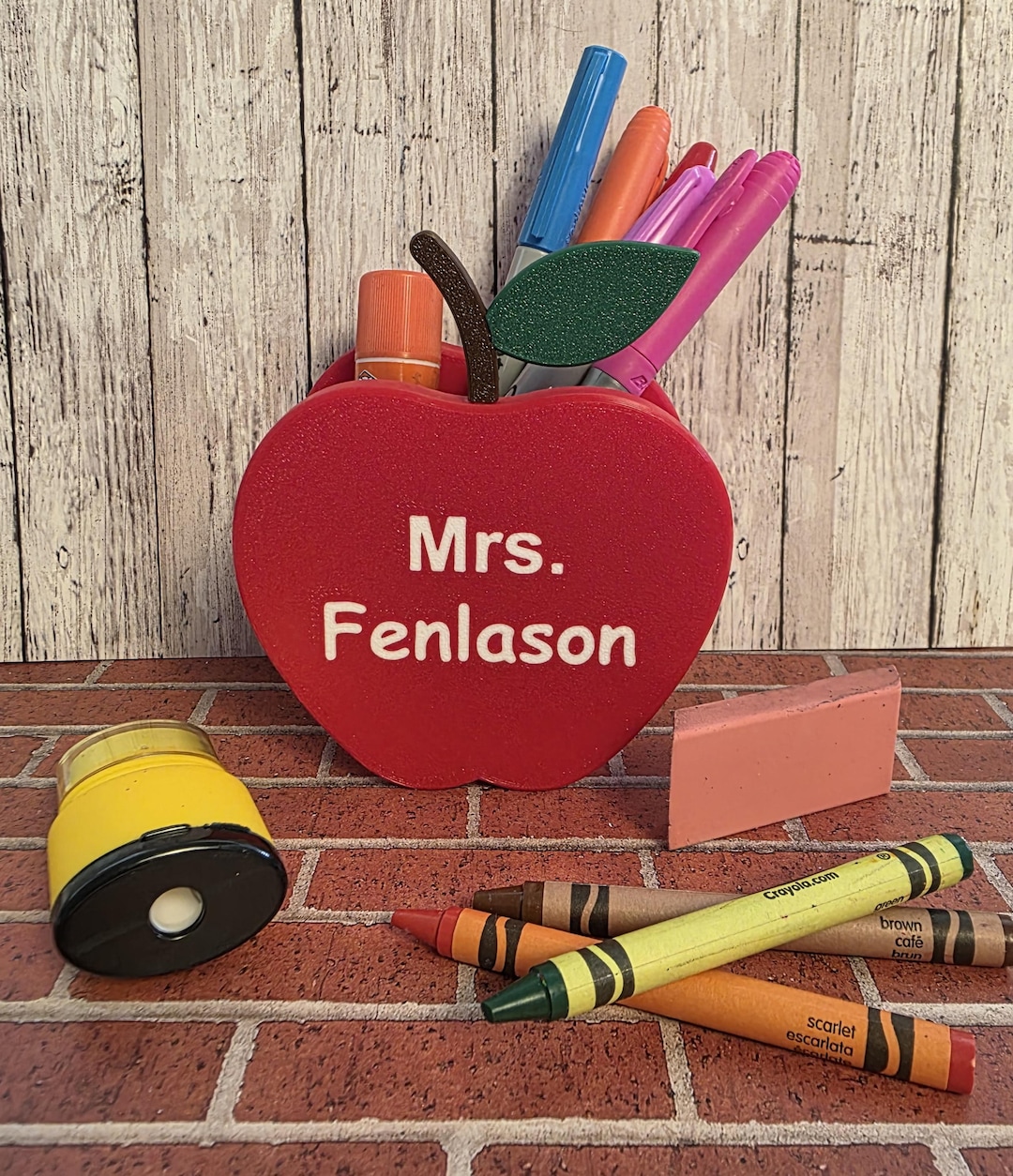 Personalized Apple Pen Holder – 3D Printed Teacher Gift - Etsy