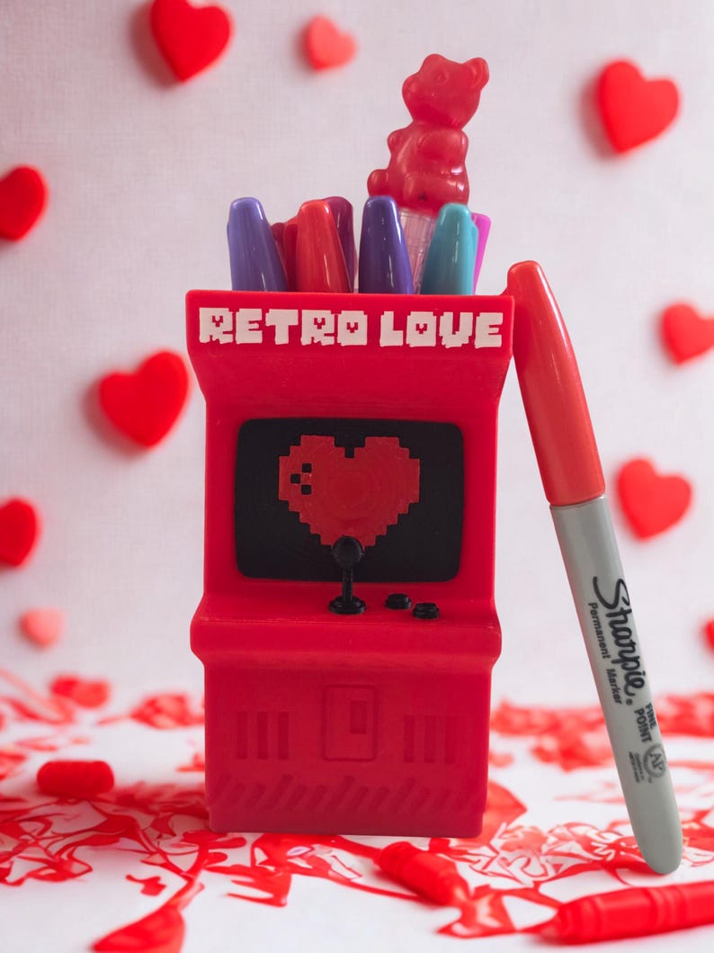 Retro Love Arcade Game – 3D Printed Desktop Pen, Item, or Planter ...
