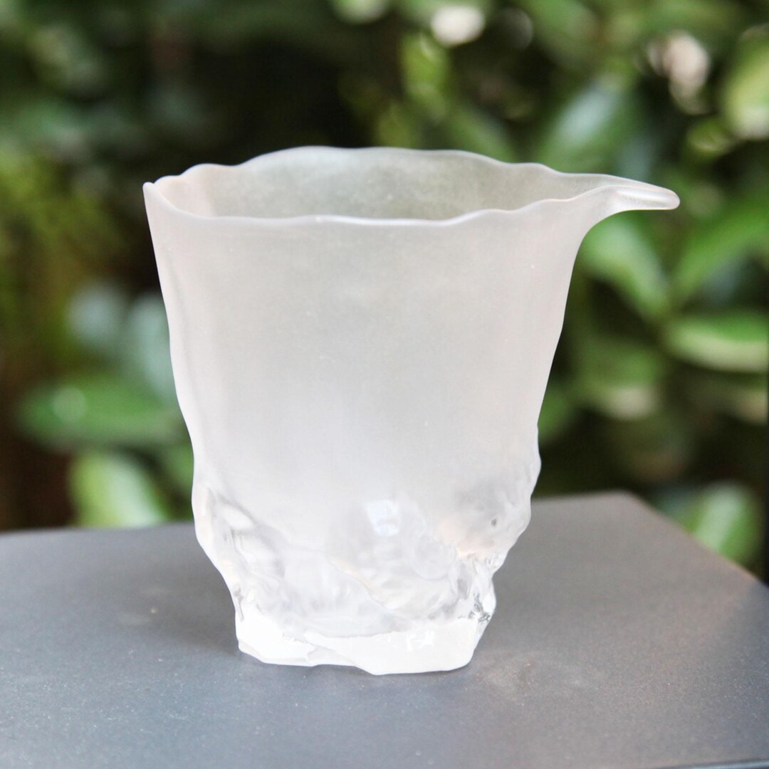 Liuli Glass Fairness Pitcher: Ice Crackle Gongfu Tea Server - Etsy