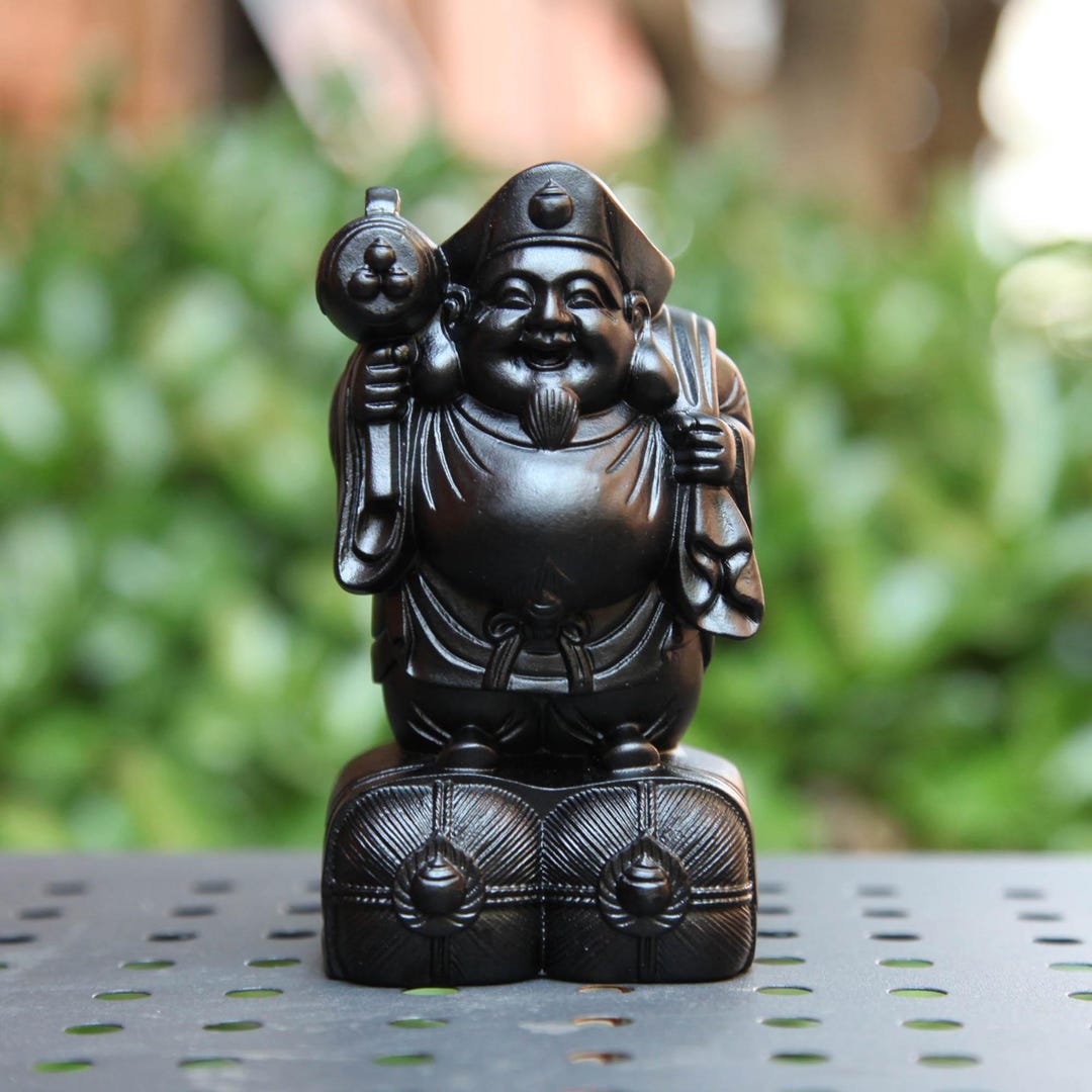 Sacred Mahakala Wealth Deity Liuli Statue – Jet-black Buddhist Altar ...