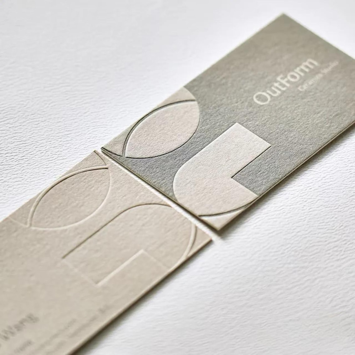 Premium Custom Business Cards With Debossed Logo High-quality ...