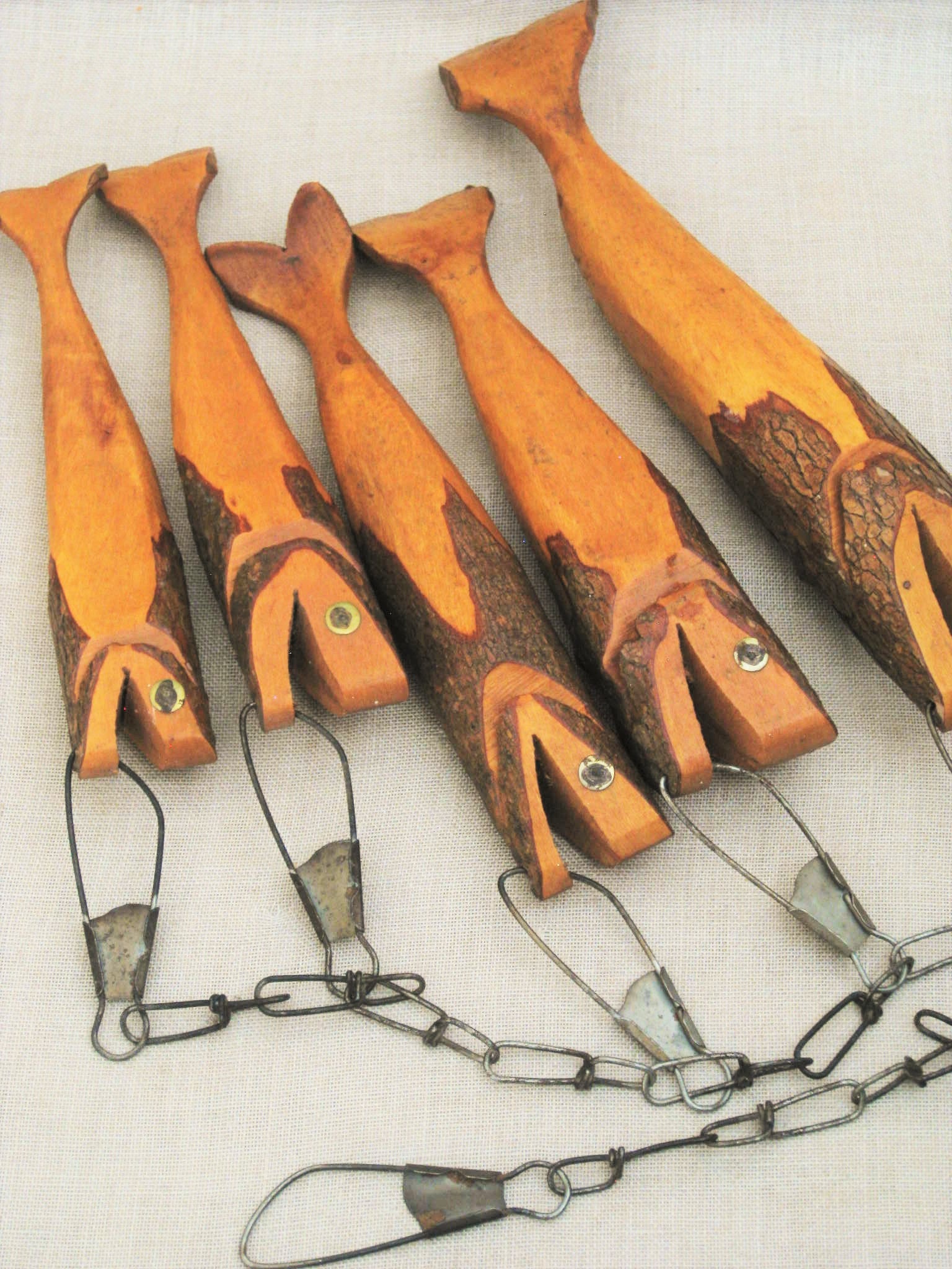 Vintage Folk Art Strung Hand Carved Wooden Fish, Handmade Wood Carvings ...
