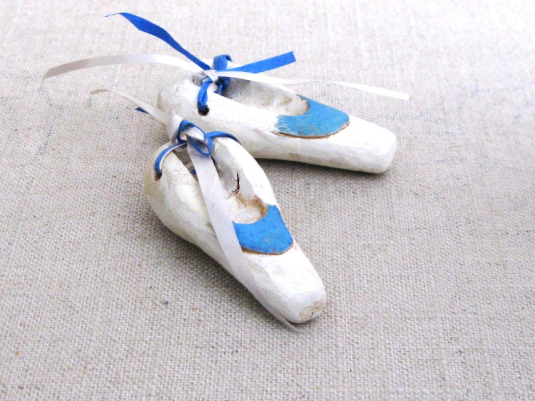 Vintage Miniature Ballet Shoes Wood Folk Art Carving Tree Ornament ...