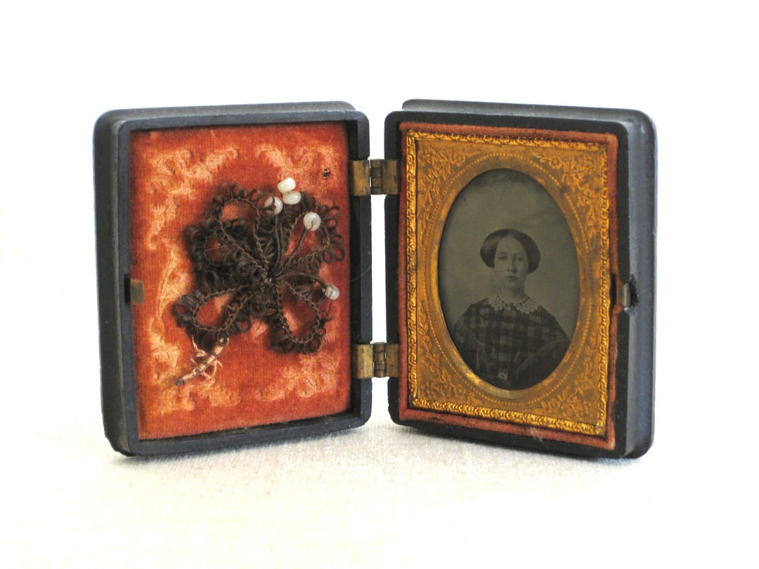 Antique Momento Mori, Ambrotype in Union Case, Glass Female Portrait ...