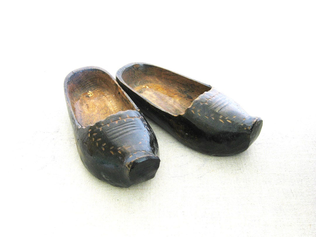Vintage Clogs Miniature Wooden Hand Carved Folk Art Shoes Rustic Cabin ...