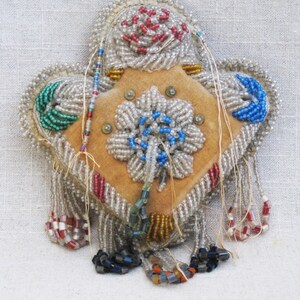 Vintage Folk Art Beaded Whimsy Native American Beadwork Heart Pin ...