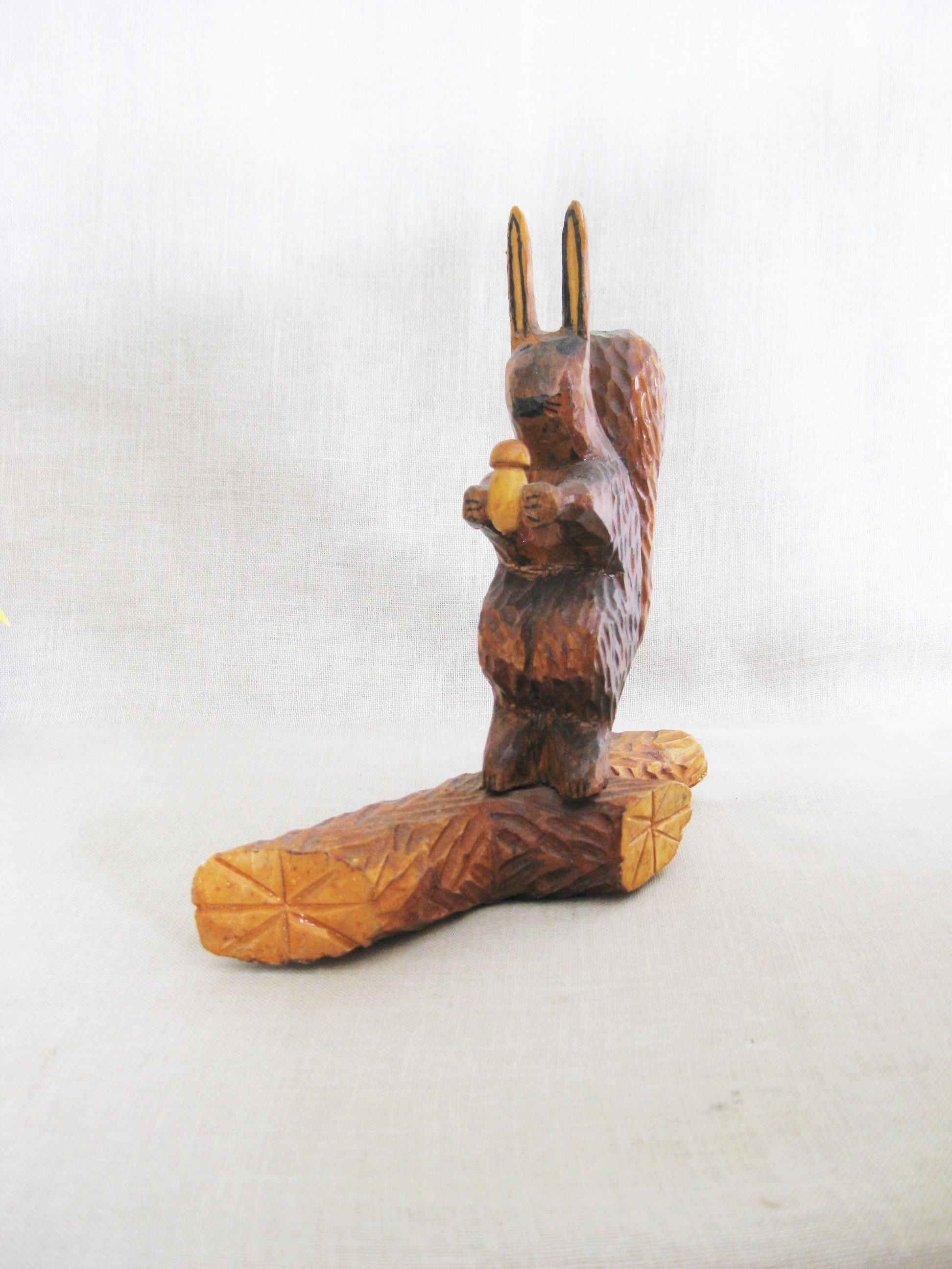 Vintage Folk Art Squirrel Wood Carving, Hand Carved Animals, Rustic ...