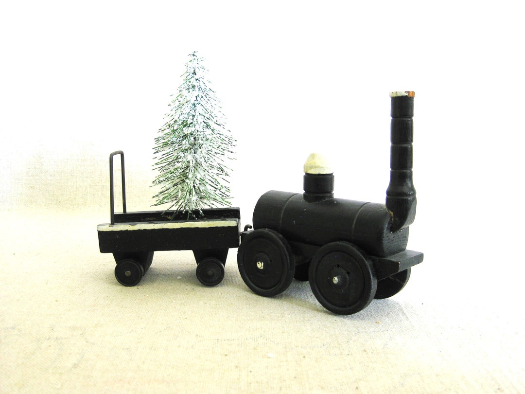 Vintage Folk Art Wooden Toy Train Sculpture Primitive Toys for Nursery ...