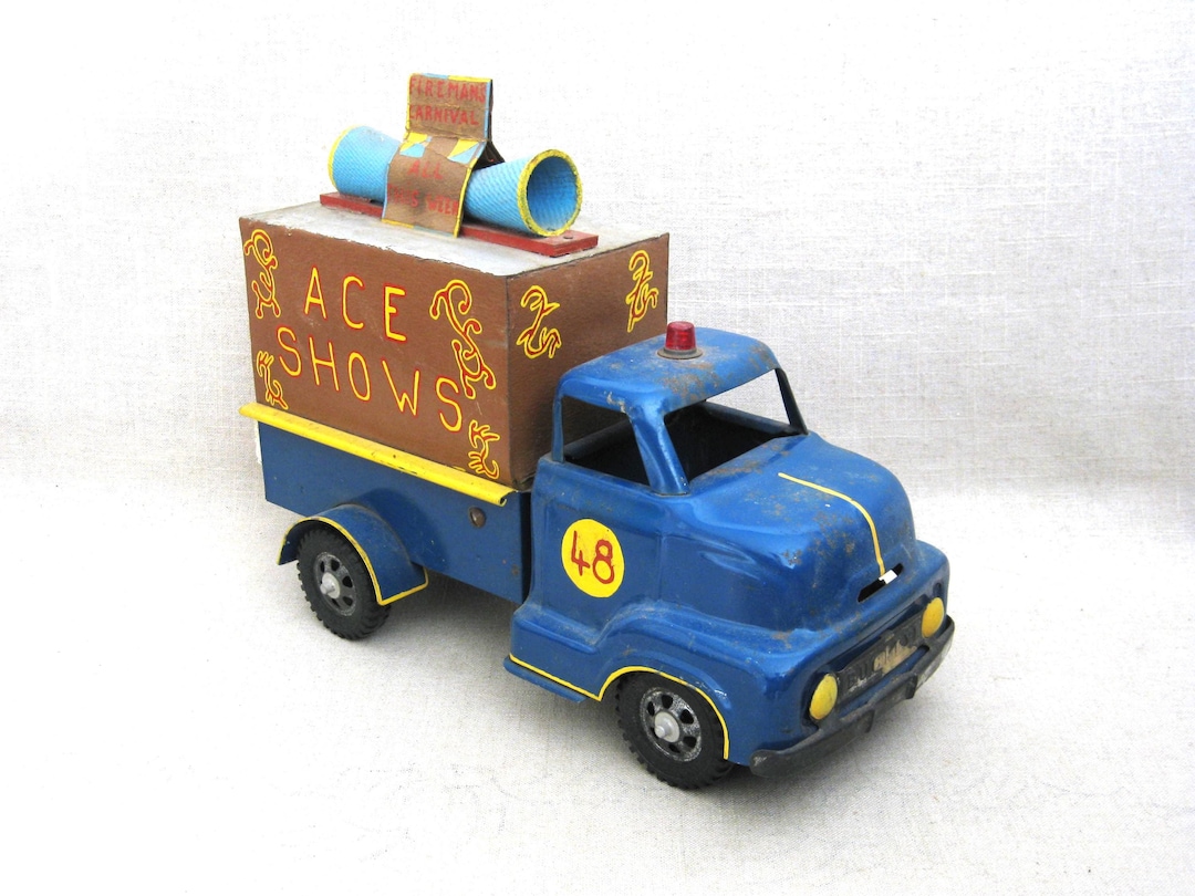 Folk Art Toy Circus Truck, Mid-century Vintage Up-cycled Transportation ...