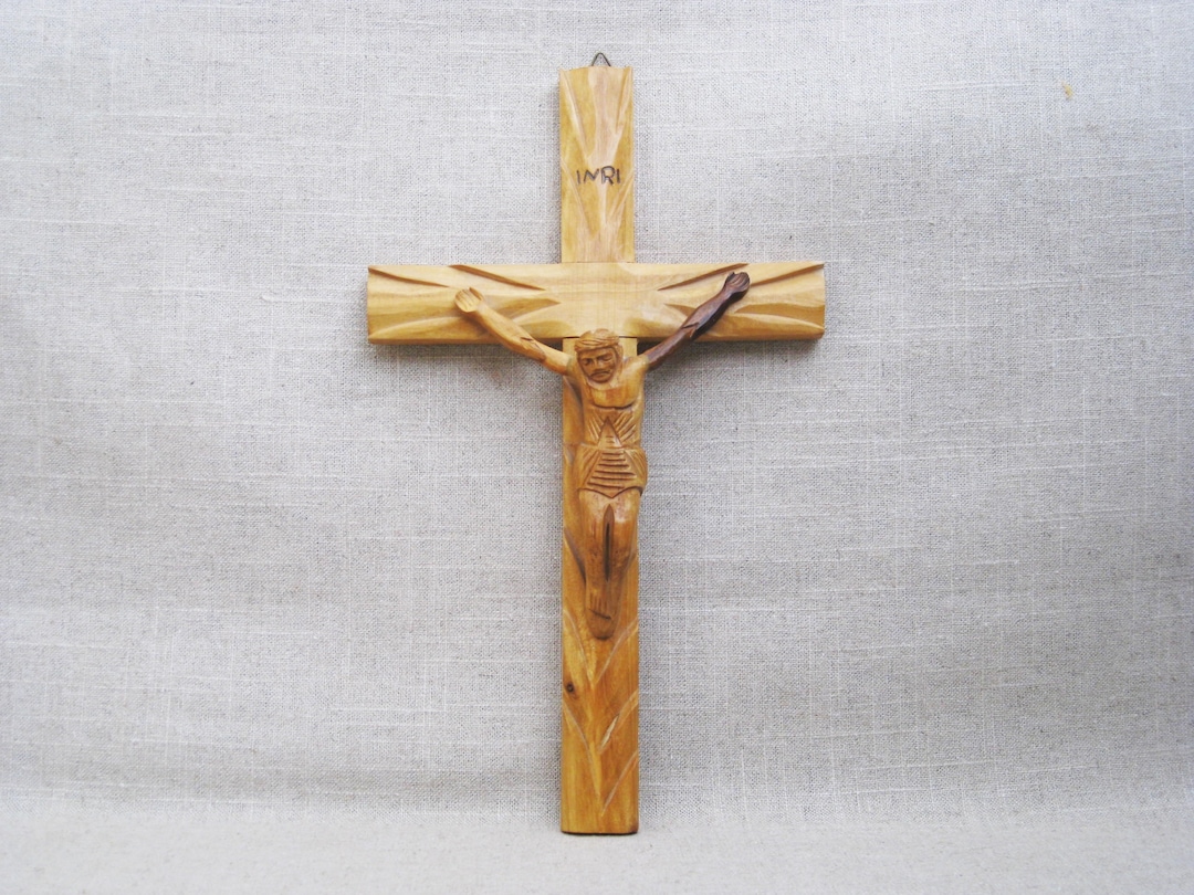 Primitive Folk Art Carved Crucifix Primitive Wooden Religious Vintage ...