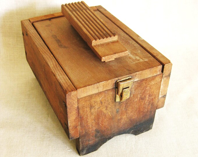 Vintage Shoe Shine Box, Wooden Box, Footwear Care, Polishing Case ...