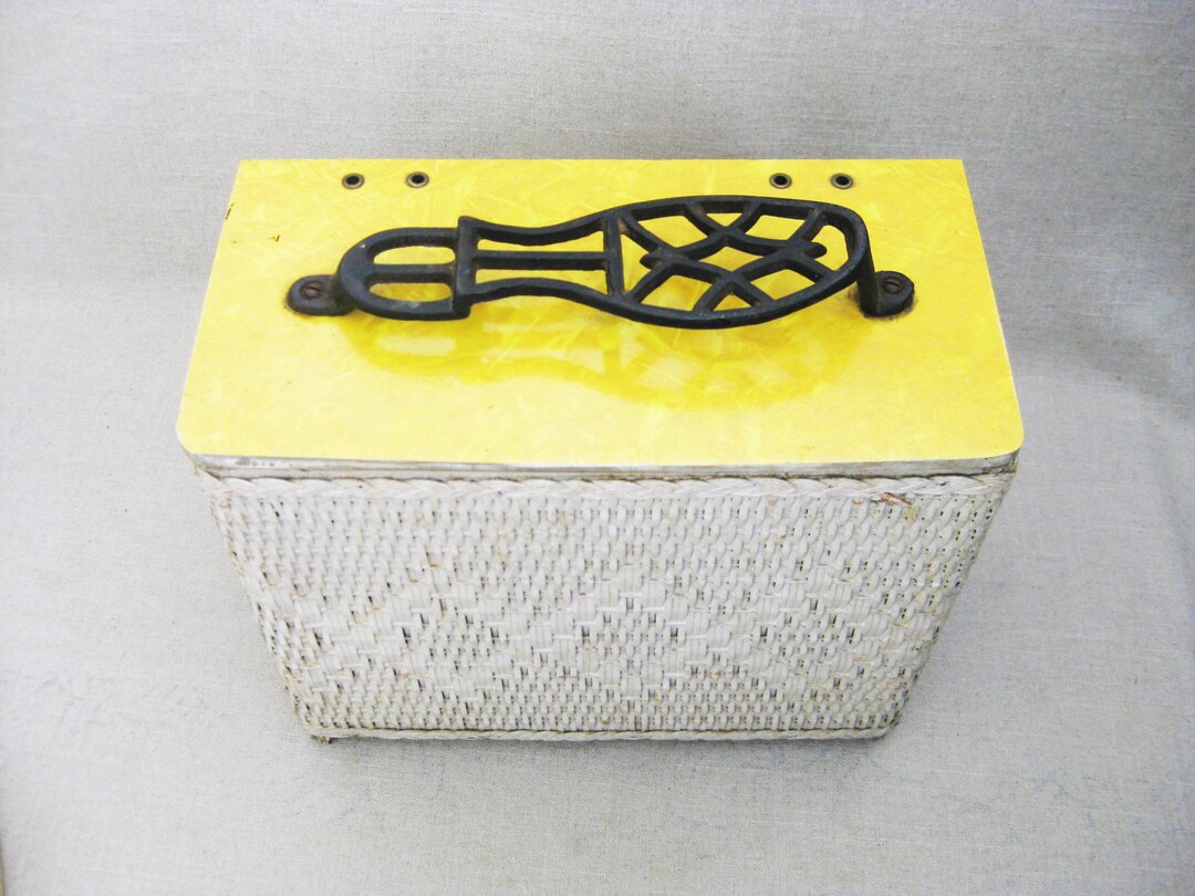 Shoe Shine Storage Box With Basket Weave and Plastic Hinged Lid Vintage ...