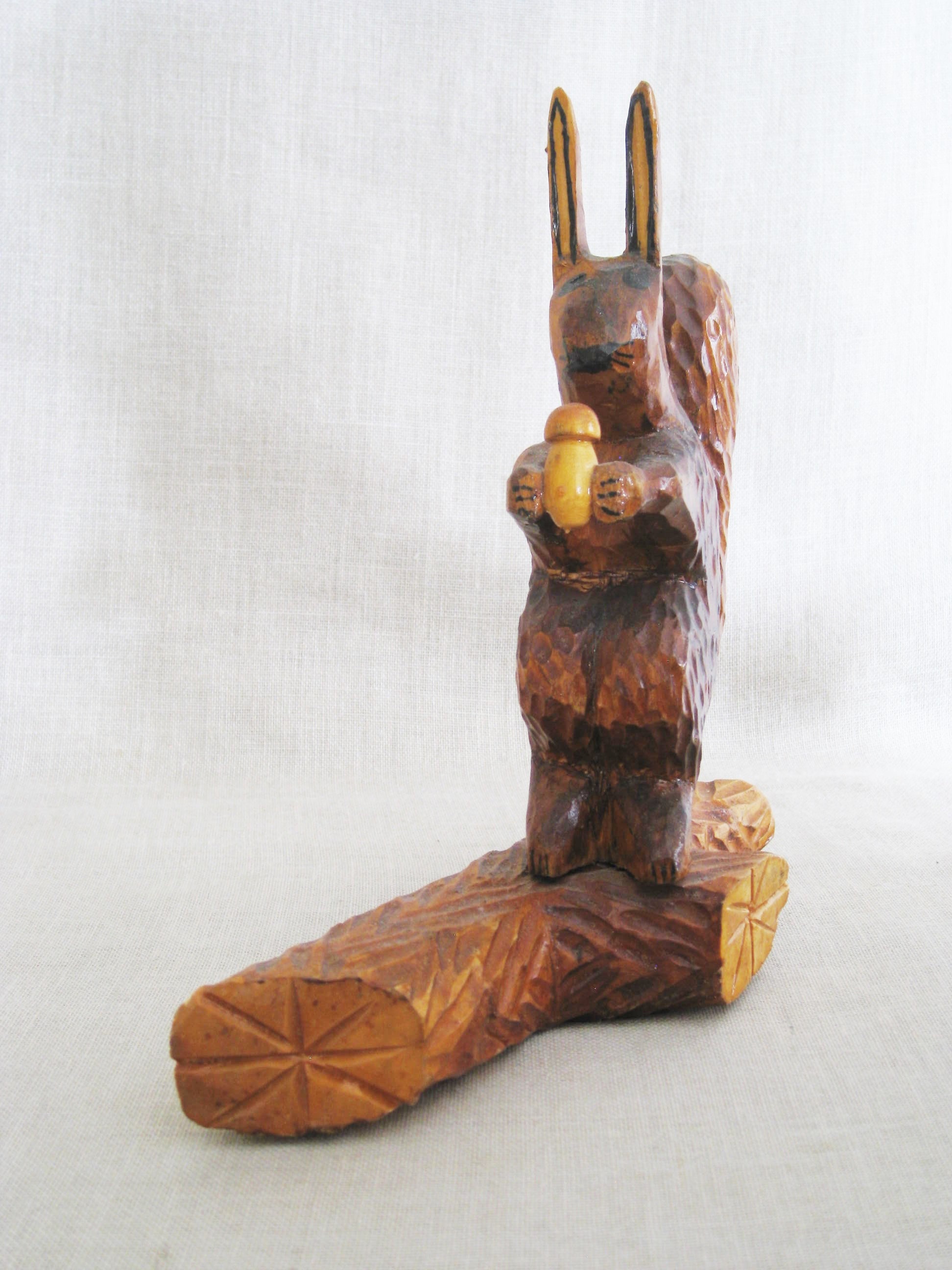 Vintage Folk Art Squirrel Wood Carving, Hand Carved Animals, Rustic ...