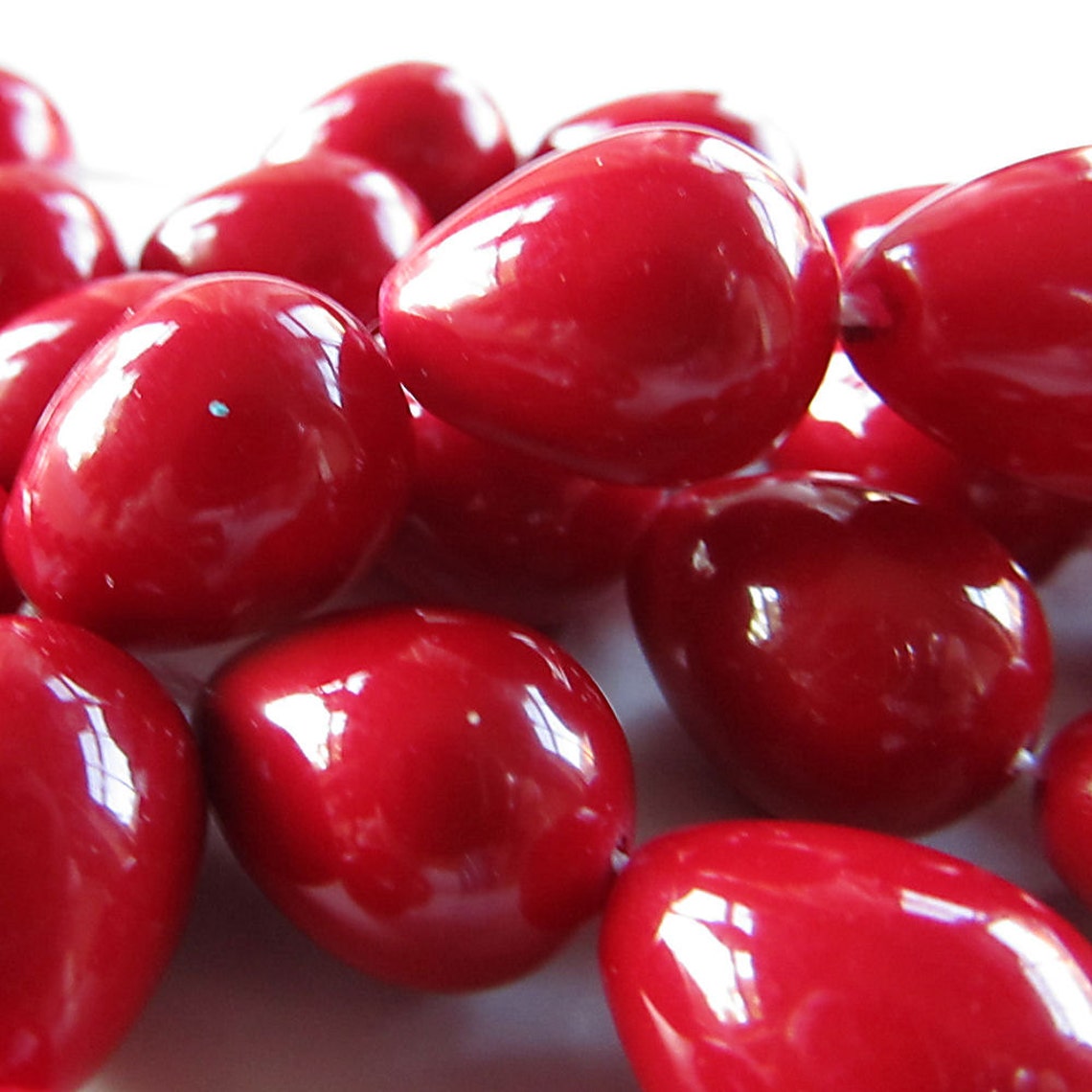 Shell Pearl Beads 15 X 11mm Lustrous Wine Red Shell Pearl - Etsy