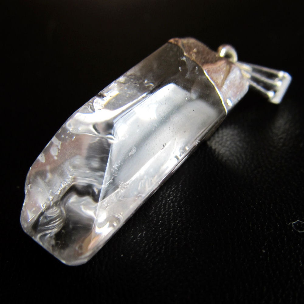 Raw Quartz Crystal Pendant 30mm Clear Rock Quartz Pendant - Etsy