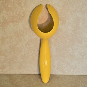 Tupperware Egg Lifter-80s - Etsy