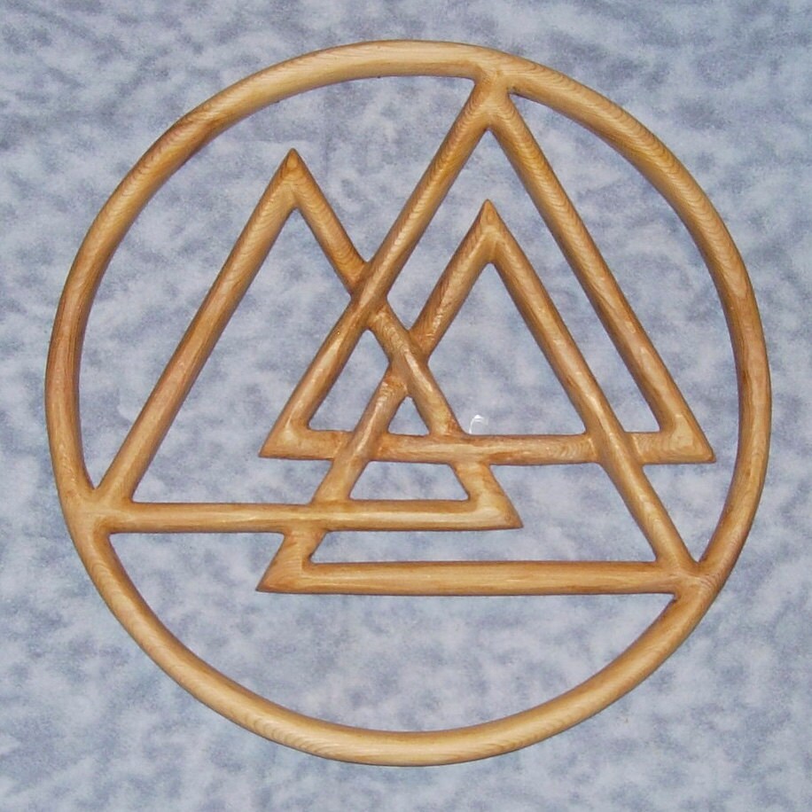 Valknut Nordic Celtic Wood Carving Devotion to Odin Hrungnir's Heart ...