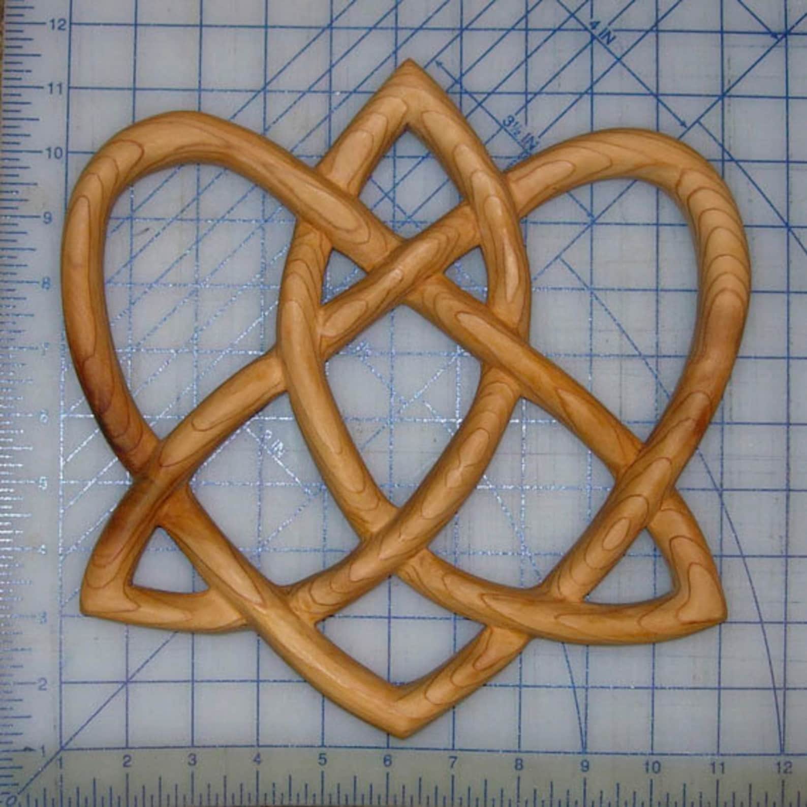 Trinity Love Knot Heart-shaped Celtic Wood Carving Anniversary - Etsy