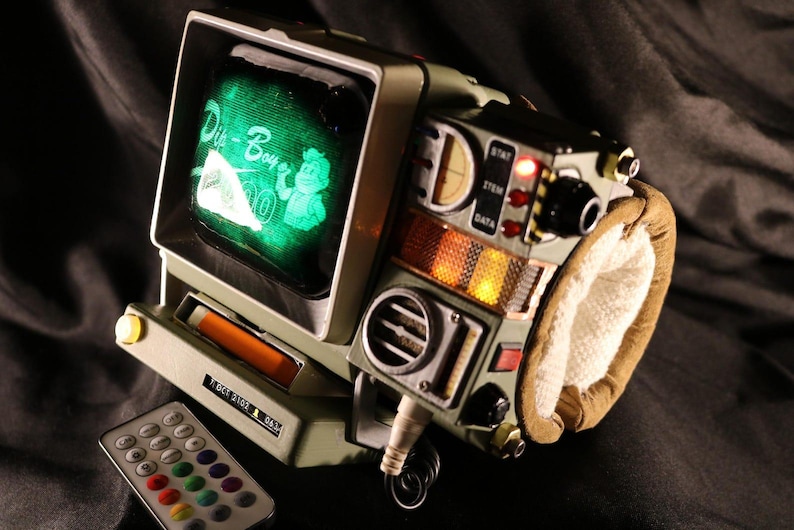 Fallout 76 Pip-boy V2 STL File: 3D Printable Cosplay Prop (digital ...
