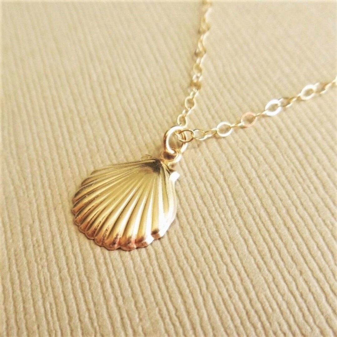 Gold Shell Necklace, 14k Gold Filled - Etsy