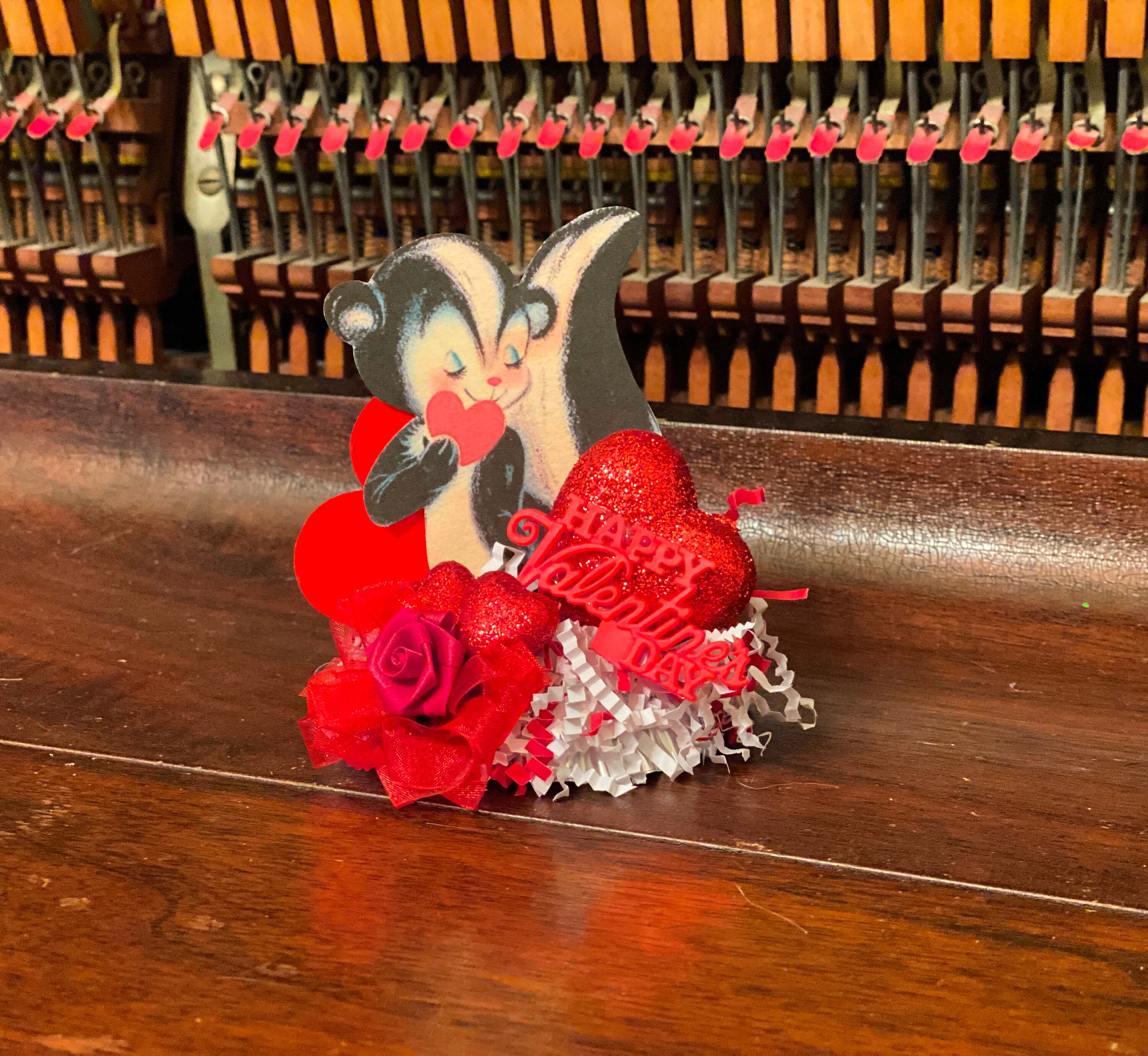 Retro Valentine Skunk Vintage Valentine Day Decor Kitschy Cute | Etsy