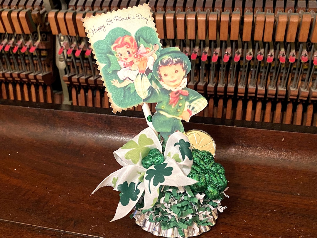 Retro St Patricks Decor Leprechaun Decor Vintage St Patricks Day ...