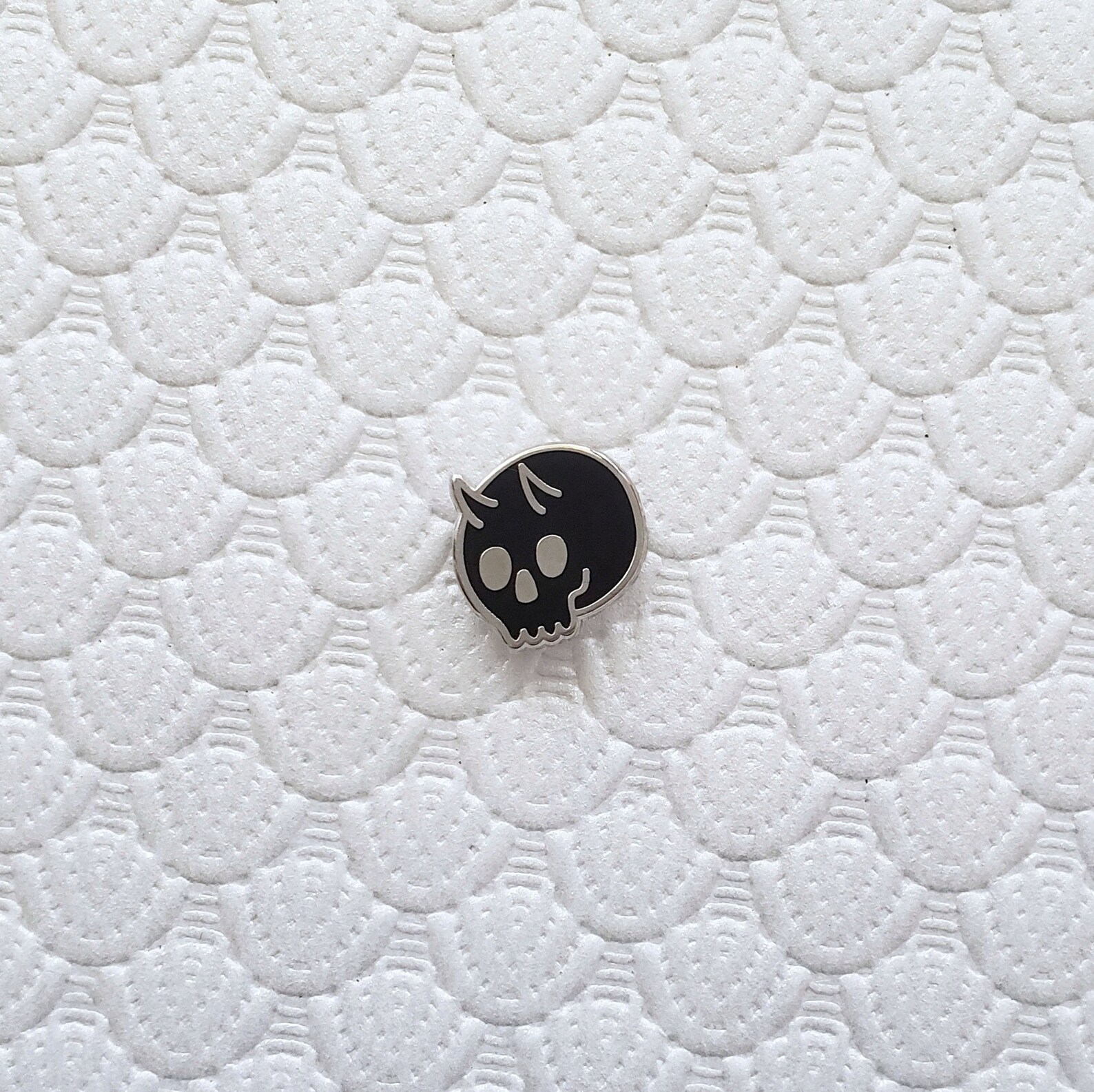 Lil Demon Skull Enamel Pin // Two Color Options - Black, Red, or Purple ...