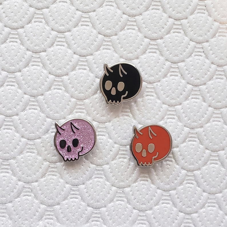 Lil Demon Skull Enamel Pin // Two Color Options - Black, Red, or Purple ...