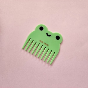 Froggy Wide Tooth Comb // Cute Green Frog Hair Comb - Etsy UK