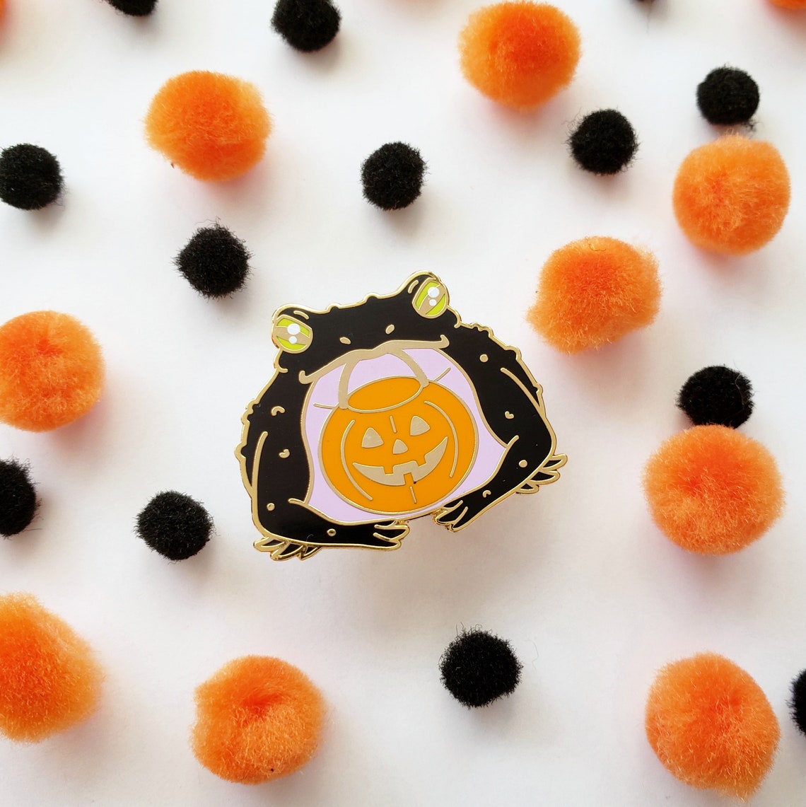 Trick-or-treat Toad // Red or Black Toad Holding Pumpkin - Etsy