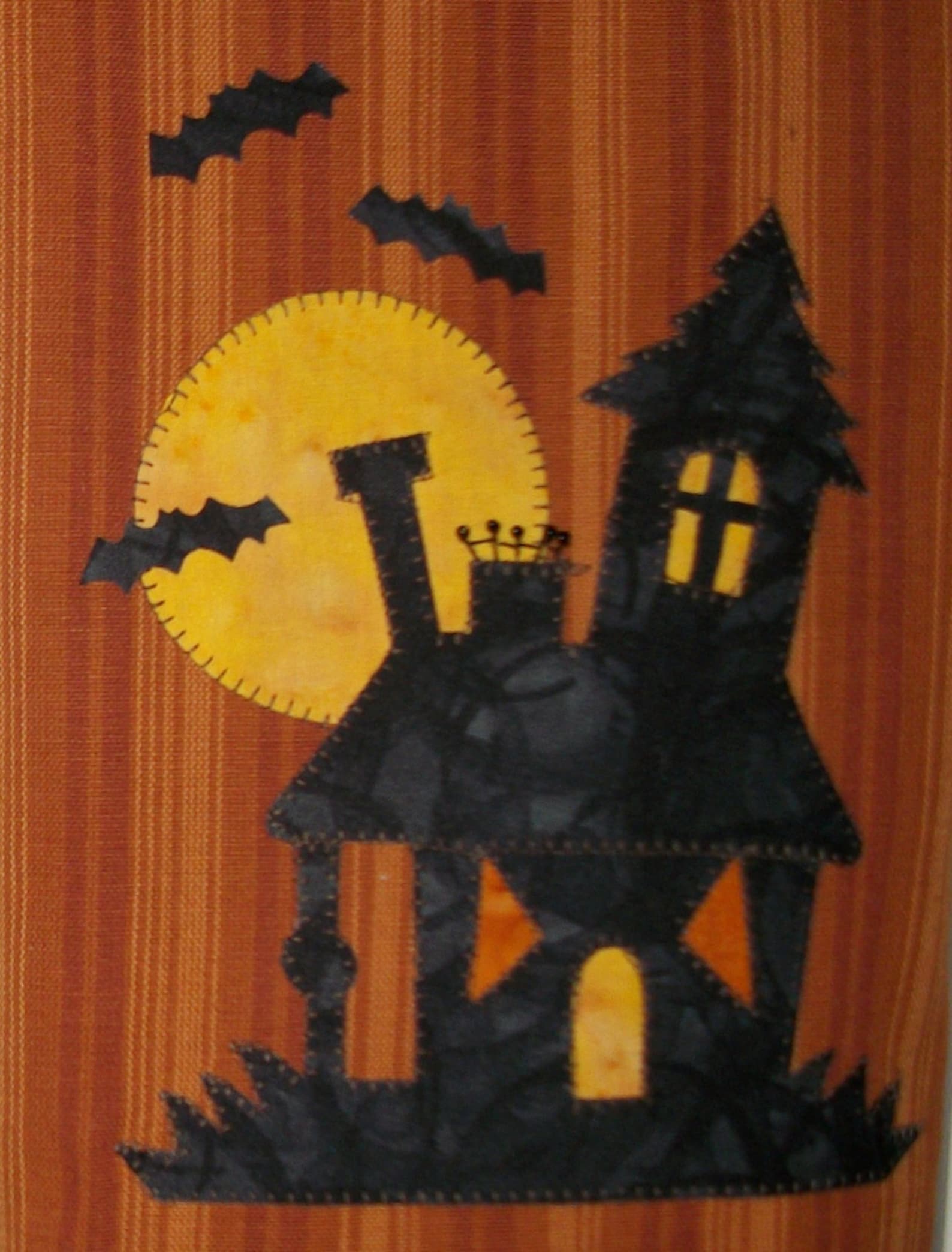 Haunted House Applique PDF Pattern for Tea Towel - Etsy