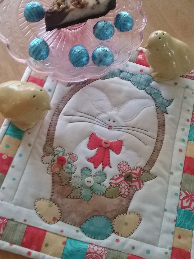 Bunny Basket Mini Quilt or Wall Hanging PDF Pattern From Quilt Doodle ...