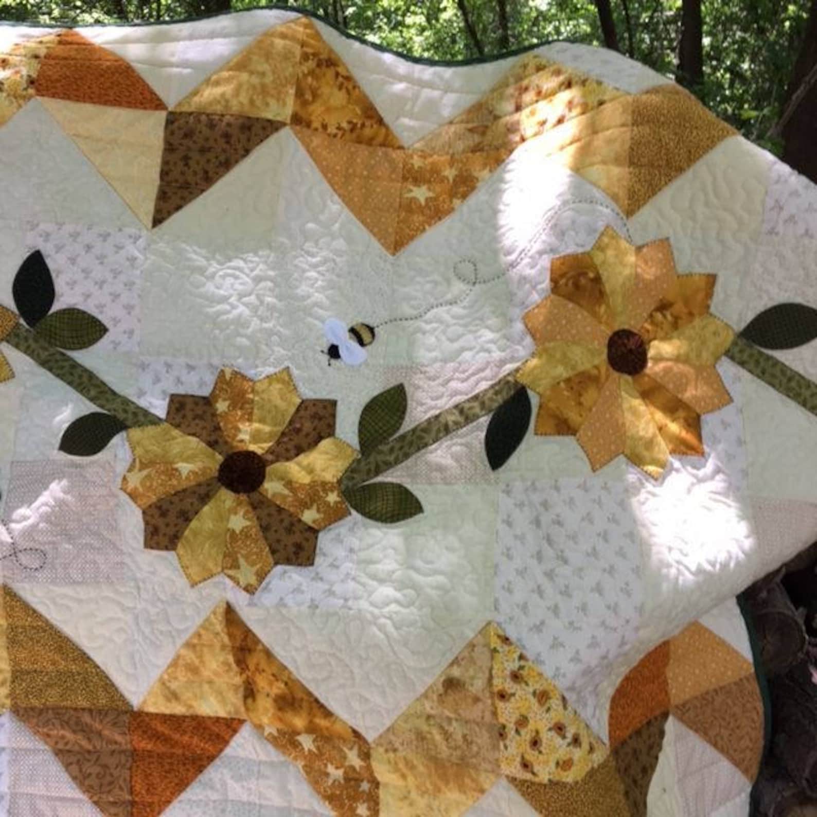 Sunflower Fields PDF Quilt Pattern in 3 Sizes Chevron Quilt - Etsy
