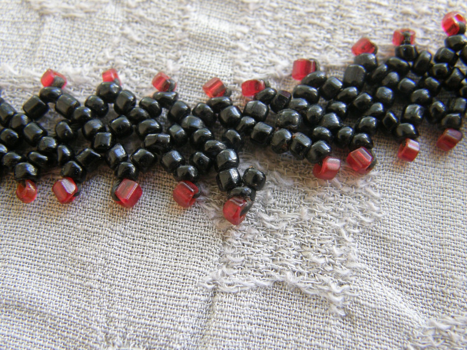 Vintage Woven-bead Flapper Style Necklace From the 1920s in Red and ...