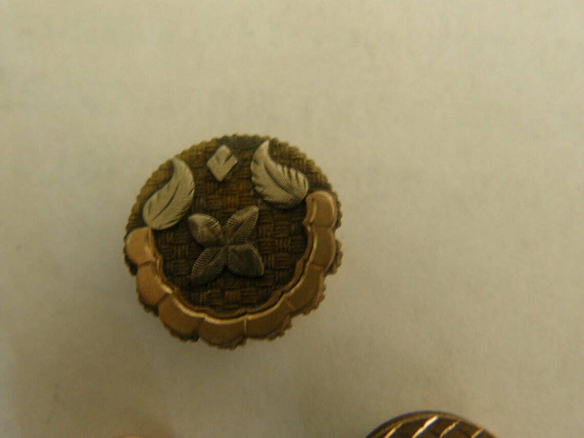 Victorian Cuff Buttons - 3 Singles in Rose Gold, Yellow, Gold and ...