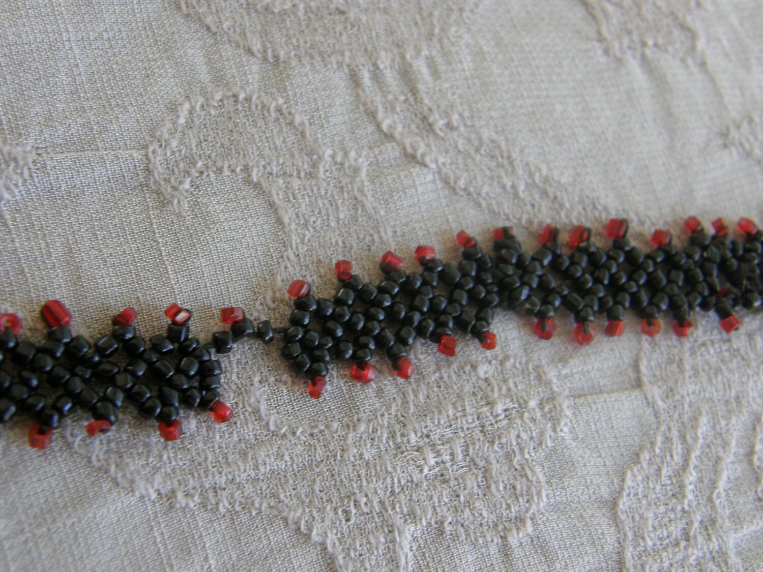 Vintage Woven-bead Flapper Style Necklace From the 1920s in Red and ...