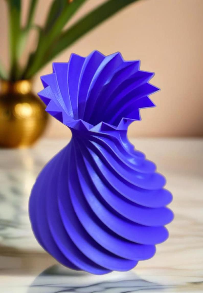 Unique 3D Printed Spiral Vase – Modern, Elegant Home Decor ...