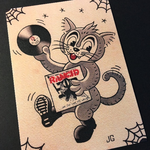 Traditional Black Cat Flash