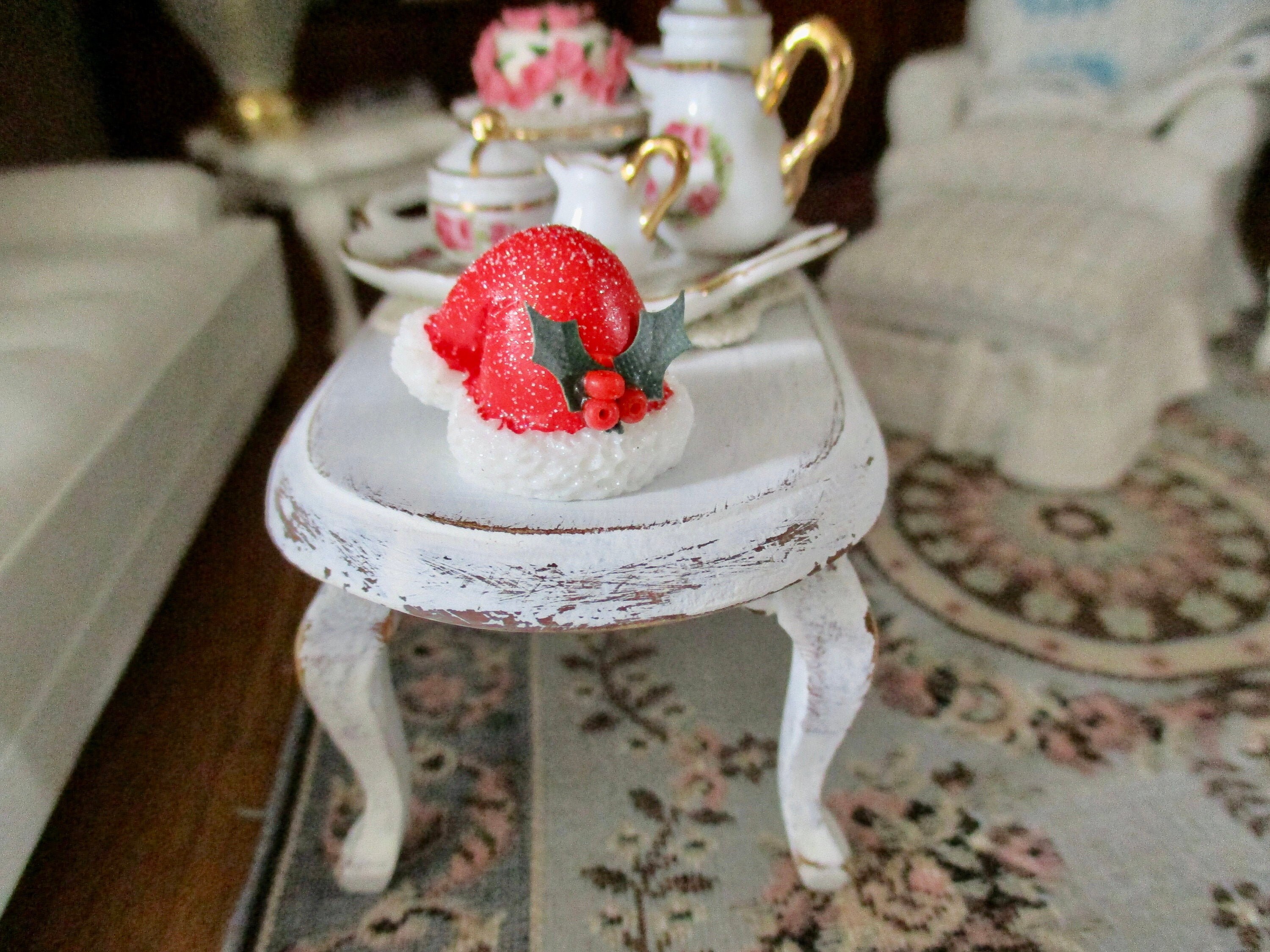 Miniture Santa Hat Mini Santa Hat Decoration Dollhouse Miniature 1 miniture-santa-hat-mini-santa-hat-decoration-dollhouse-miniature-1