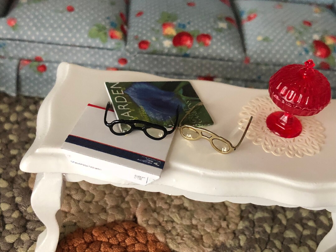 Miniature Eye Glasses, Set of 2 Reading Glasses With Lenses, Dollhouse ...