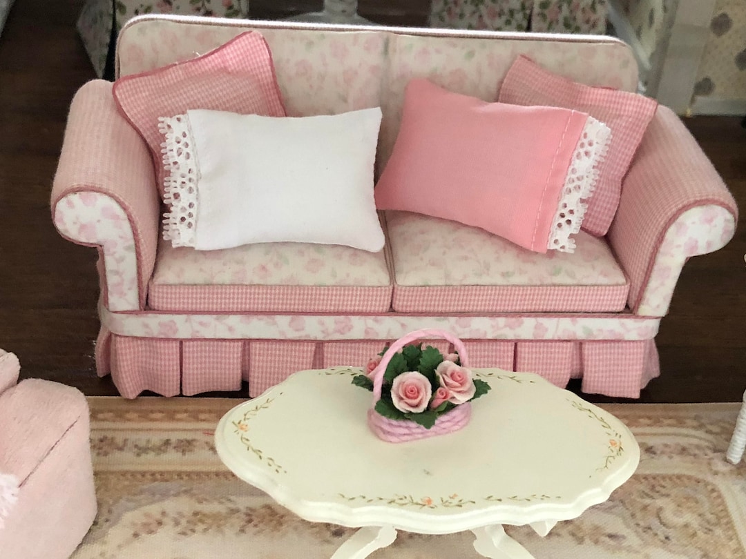Miniature Pillow, Dollhouse Miniature, 1:12 Scale, Choose Pink or White ...
