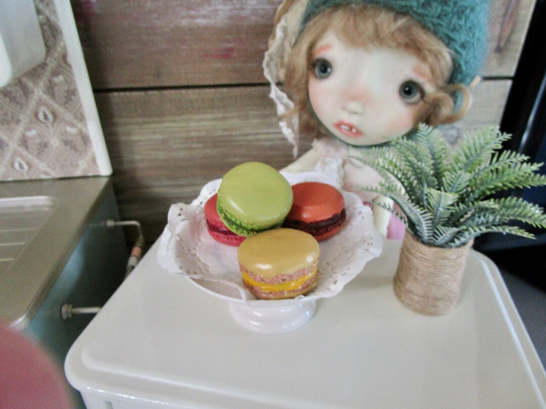 Miniature Macaron Set, Mini Macarons and Service Dish Set, 5 Pieces ...