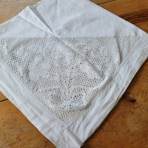Antique Victorian Tea Cloth Tablecloth LACIS Hand Darned Net Lace Filet ...