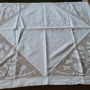 Antique Victorian Tea Cloth Tablecloth LACIS Hand Darned Net Lace Filet ...
