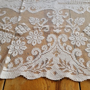 Vintage Italian Hand Knot Filet Net Lace Tablecloth 77x90 Floral Daisy ...