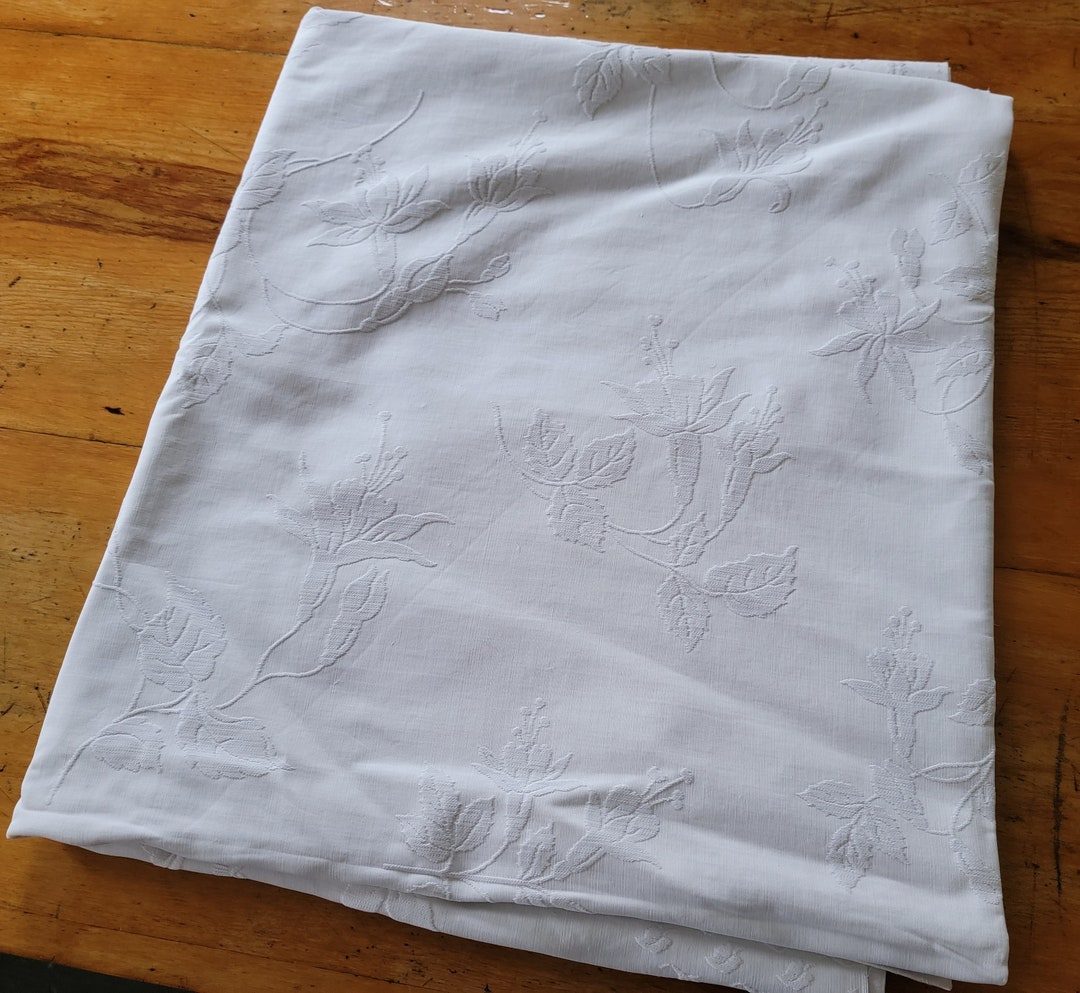 Antique White Matelasse Bedspread Coverlet-70x79 Cotton Floral Woven ...