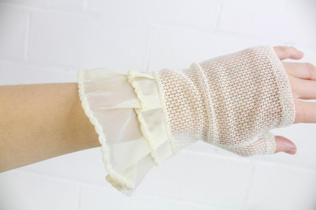 1950s/60s Fingerless Gloves, Ruffle Cuffs, Net Mesh, Thaco Made in ...